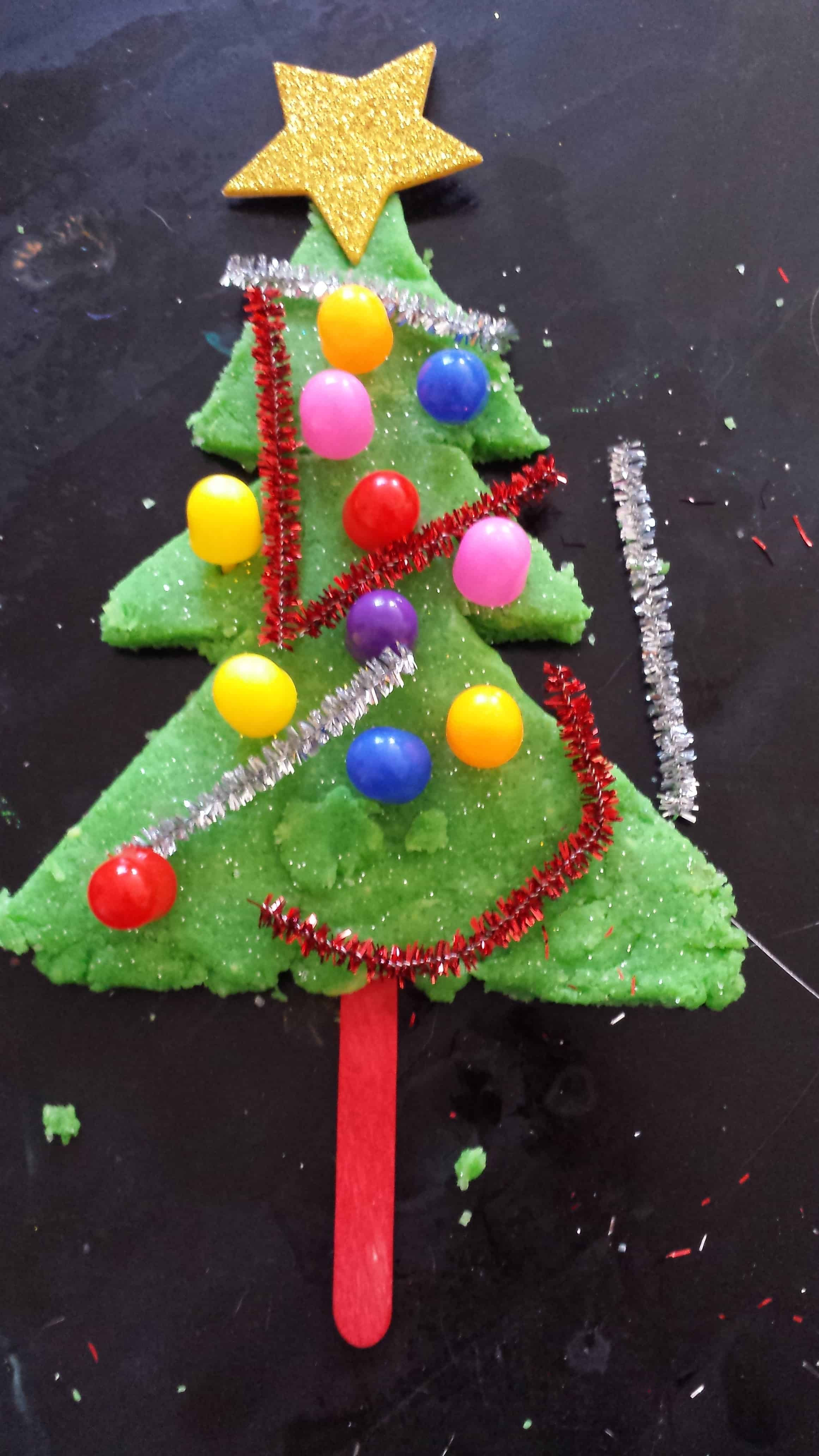 Play Dough Christmas Crafts at Jeramy Phillip blog