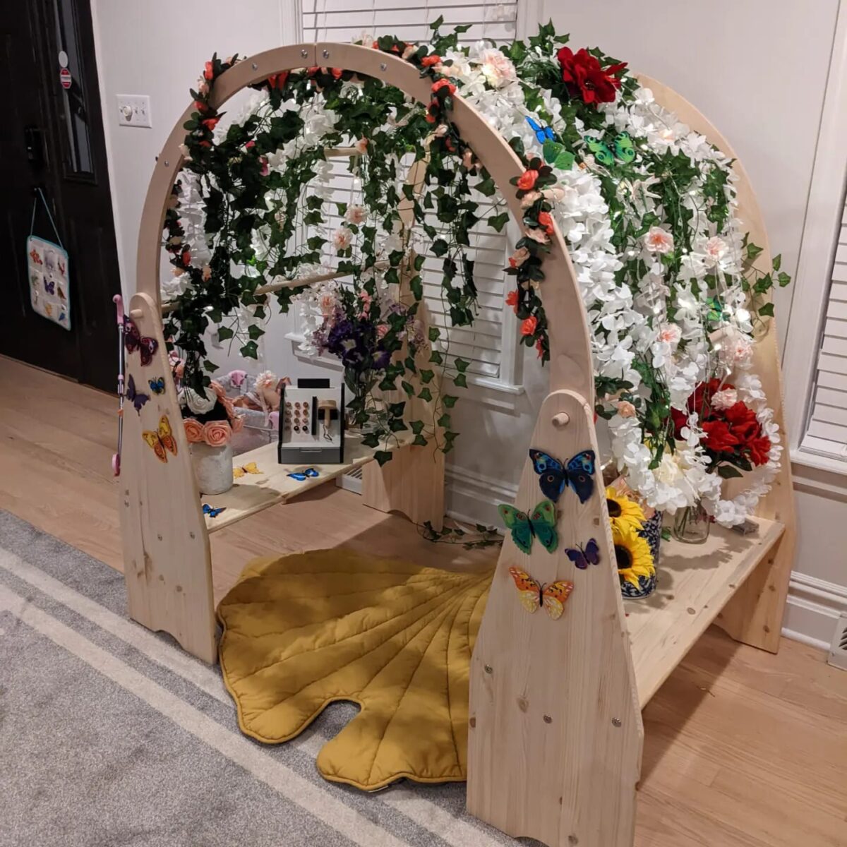Jess flower pretend play area 2 - My Bored Toddler