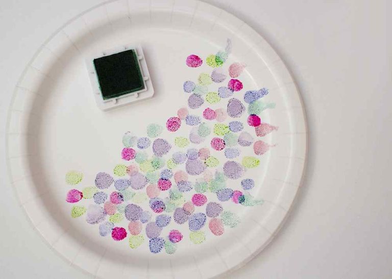 Fingerpainting Gumball Machine Craft for Toddlers - My Bored Toddler