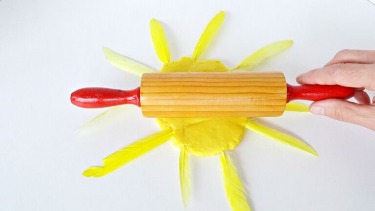 Playdough Sun Fine Motor Activity for Toddlers - My Bored Toddler