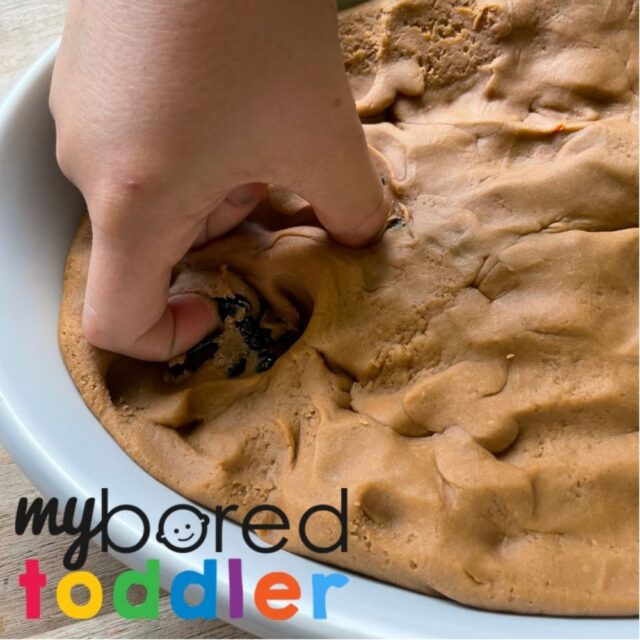Playdough Bug Dig - My Bored Toddler